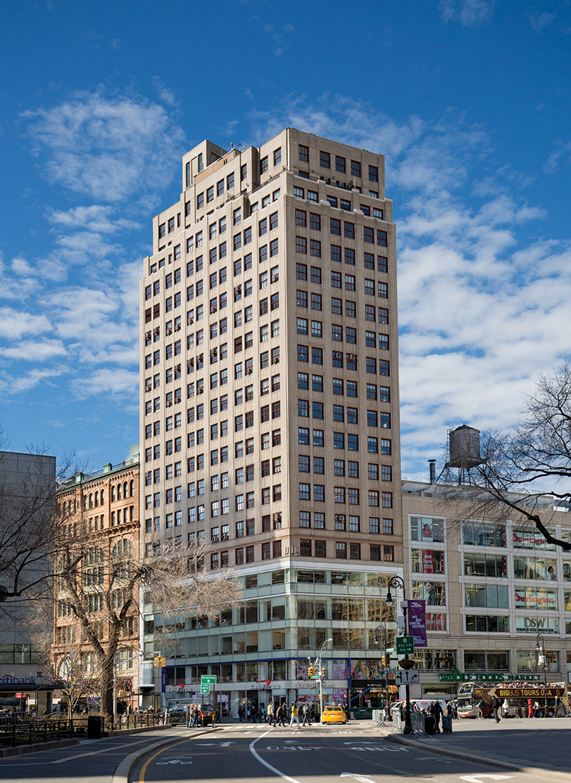 Feil Organization leases 7,896 s/f to First Look Media : NYREJ