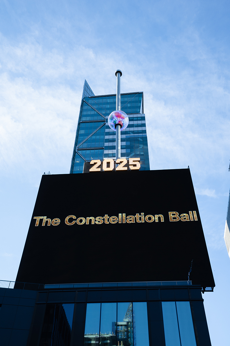 One Times Square unveils new Times Square New Year’s Eve Ball : NYREJ
